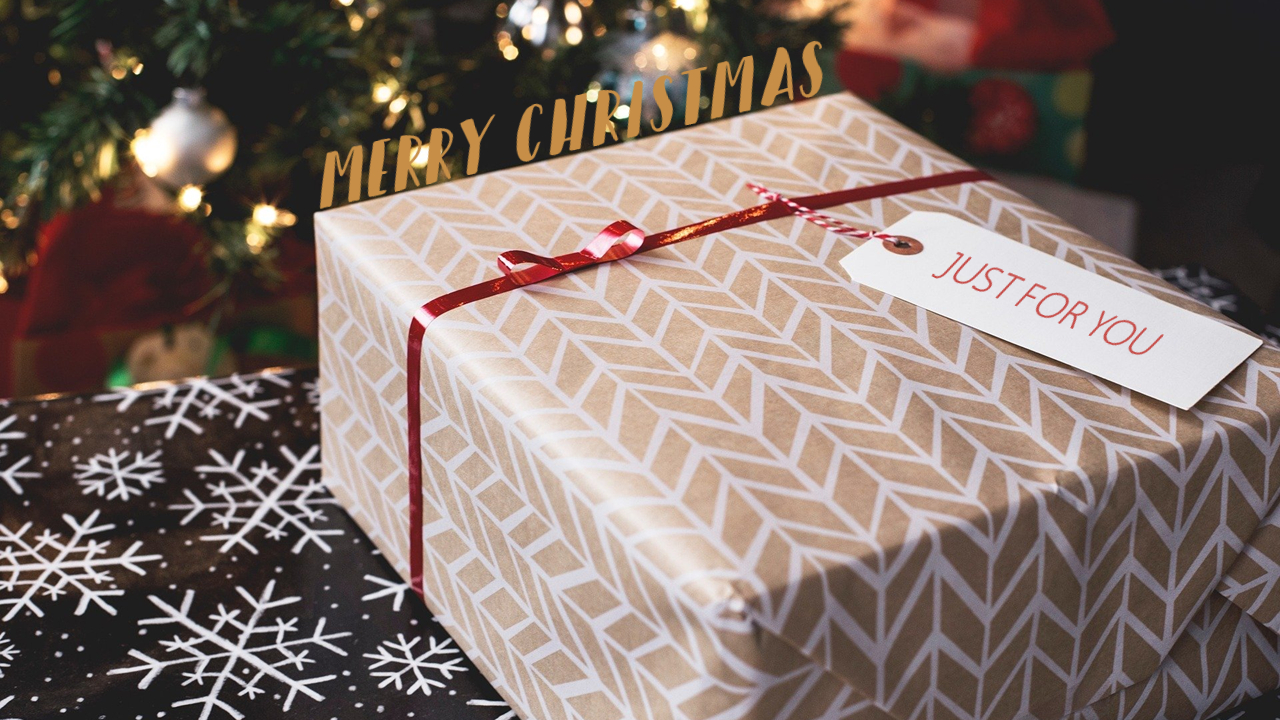 Christmas Tag Mockup Slides